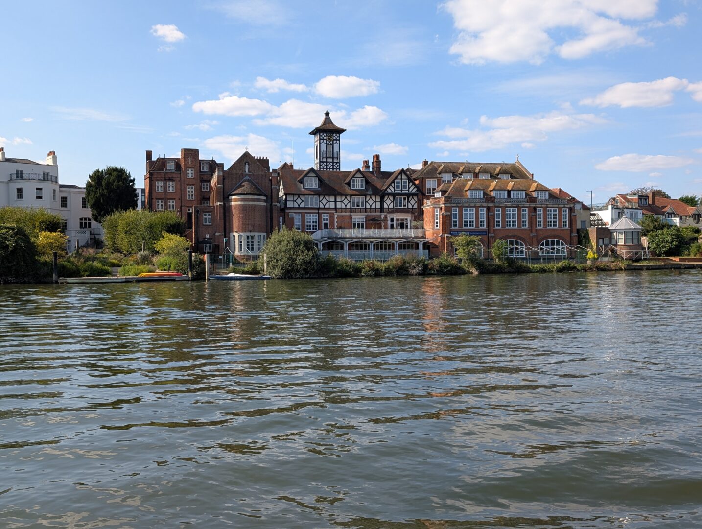 Walton to Hanwell and off the Thames - Narrowboat